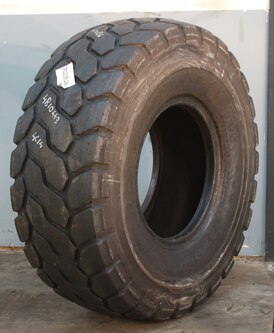 20.5R25 USED BRIDGESTONE VJT 186A2 * L-3 TL 14MM 44% 4B14-44 NO REPAIRS REGROOVED | Heuver