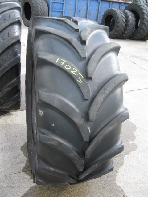 540/65R28 USED VREDESTEIN TRAXION+ 142D TL ONGELIJK AFGESLETEN H17023 ...