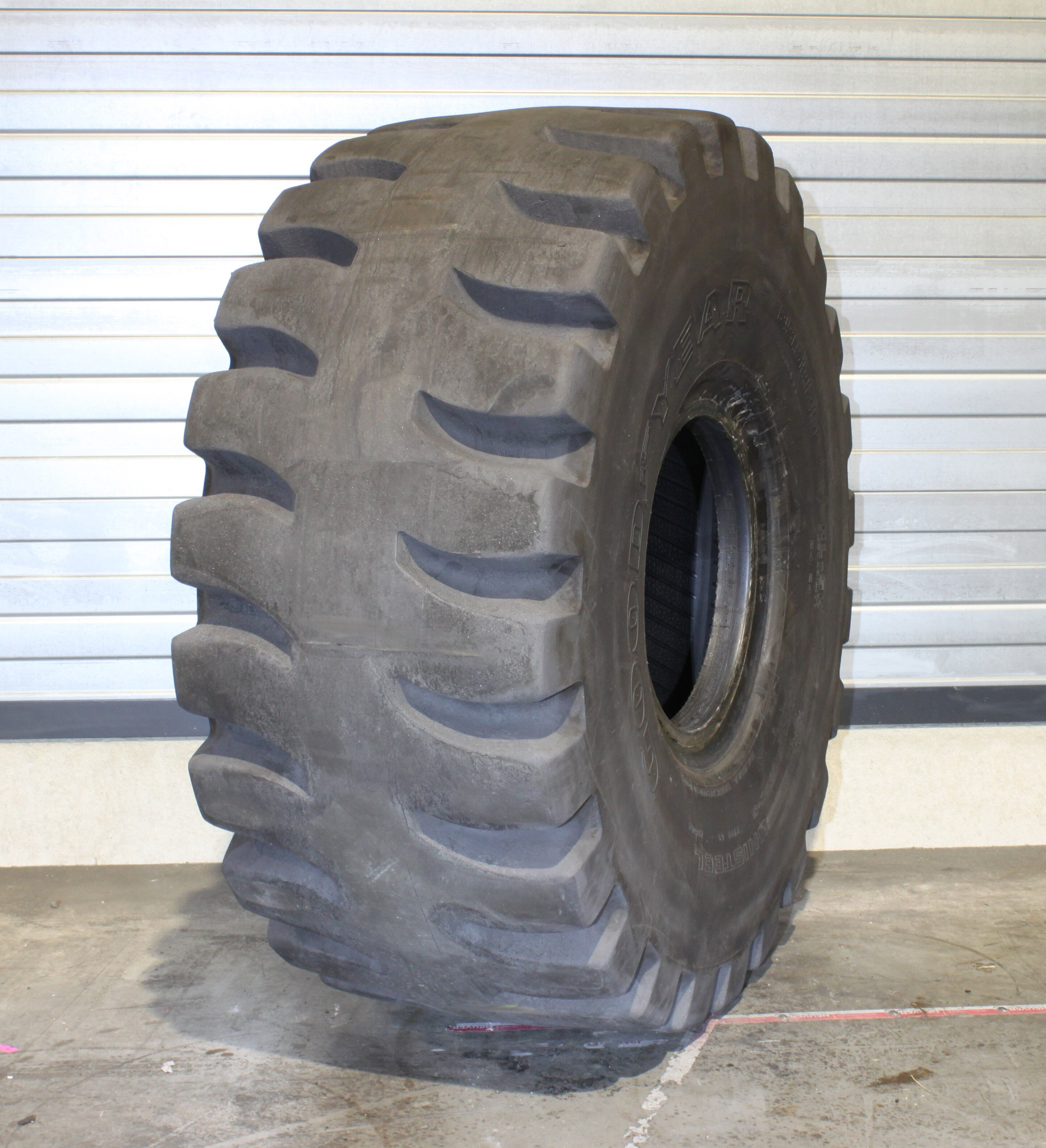 29.5R25 USED GOODYEAR RL-5K 216A2 ** L-5 TL 74MM 78% NO REP A12477 | Heuver