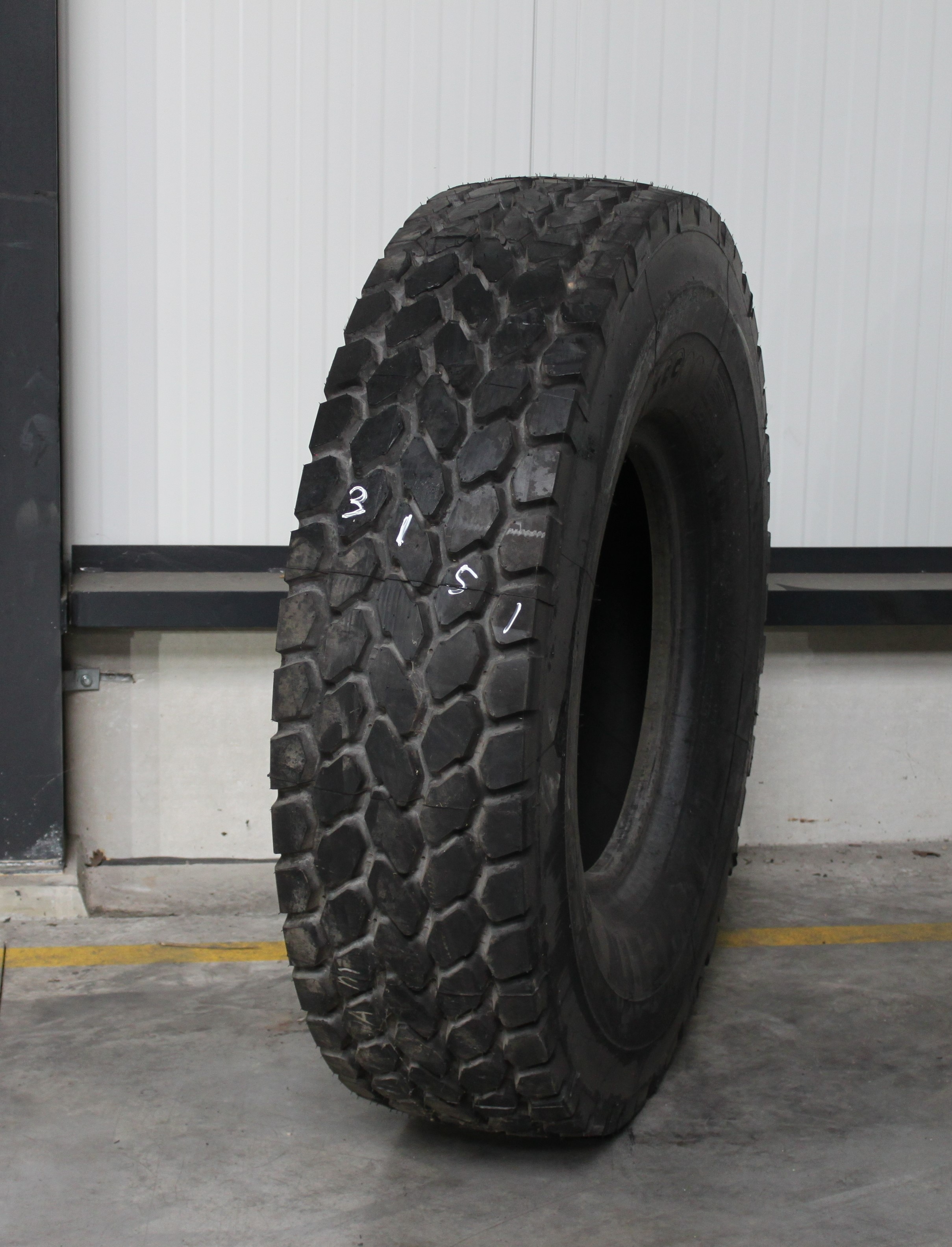14.00R24 USED MICHELIN XGC 170E E-2 TL 22MM 99% NO REP 3151 | Heuver