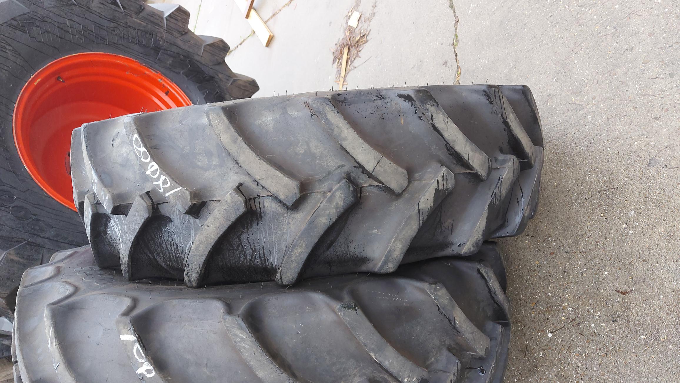 340/85R28 USED MITAS AC85 127A8/127B TL H18100 97% | Heuver