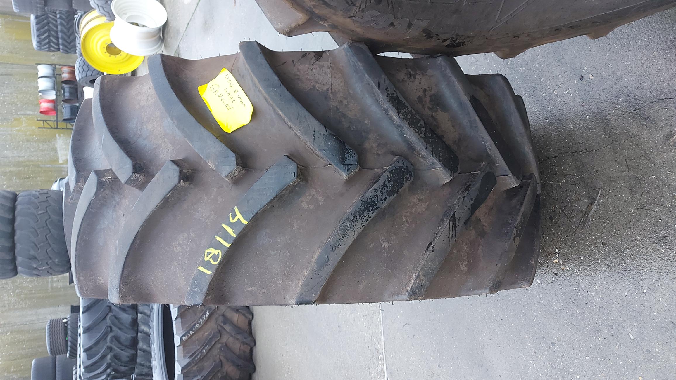 600/65R28 USED MITAS AC65 147D/150A8 TL H18114 95% | Heuver