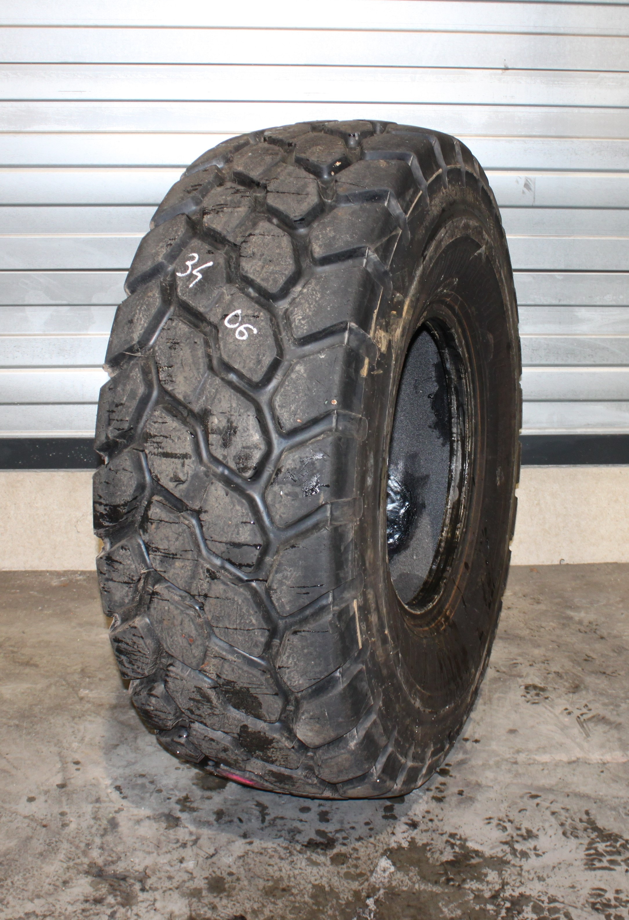 20.5R25 BRIDGESTONE VJT L3 TL 90% USED | Heuver