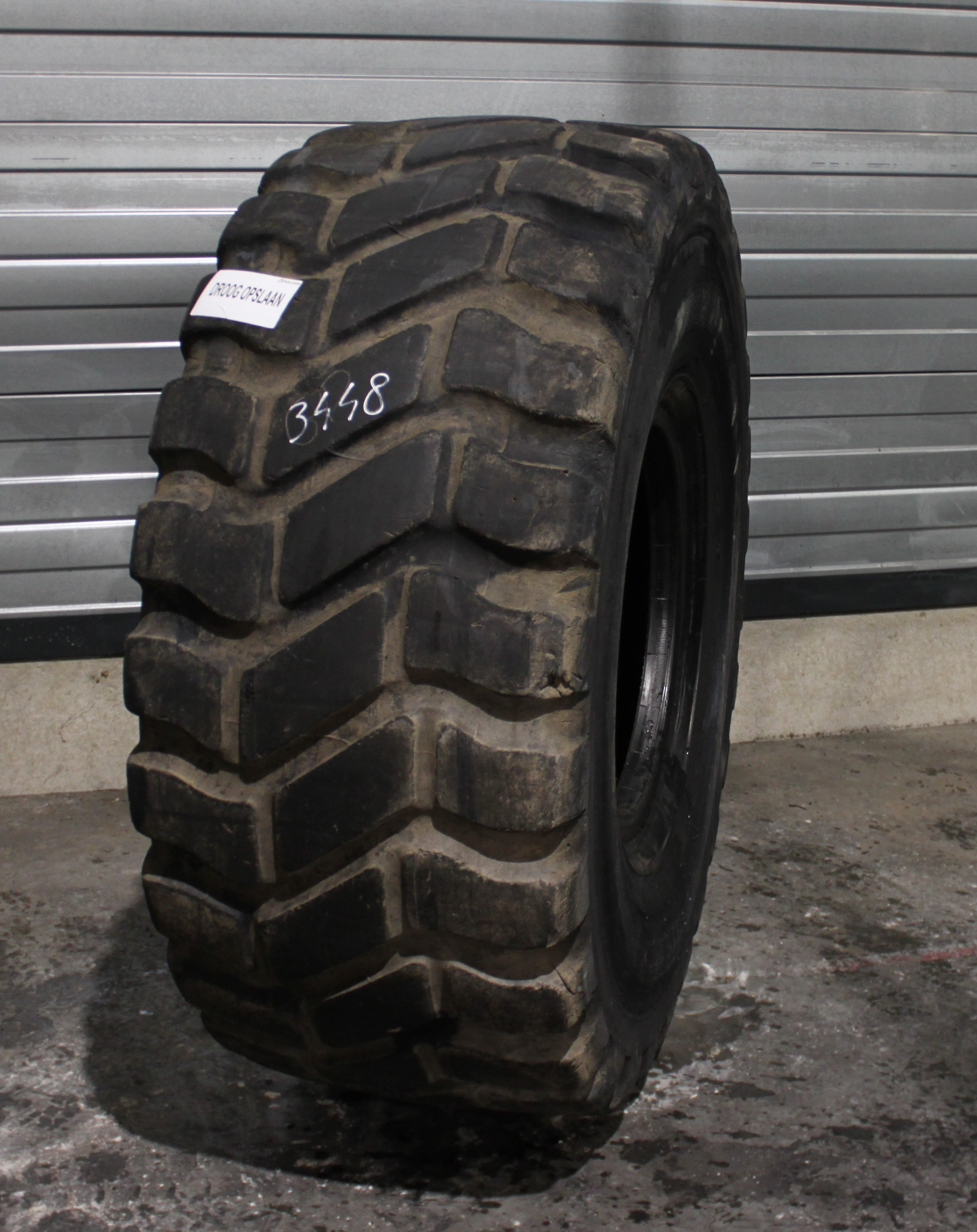 23.5R25 USED GOODYEAR TL-3A+ TL 18MM 41% 1 REP + COSM REP 3448 | Heuver