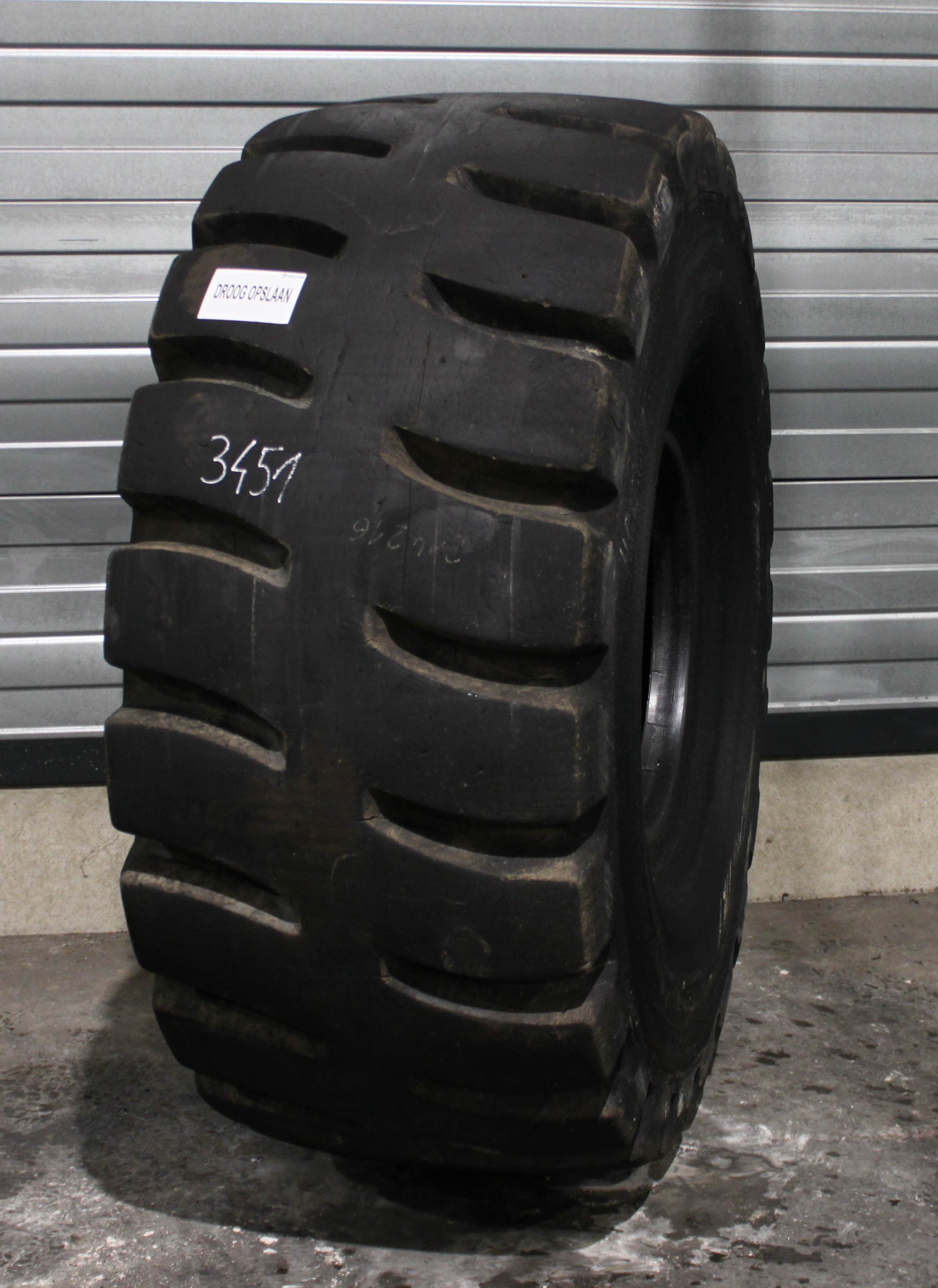 26.5R25 USED GOODYEAR RL-5K L-5 TL 62MM 71% COSM REP 3451 | Heuver