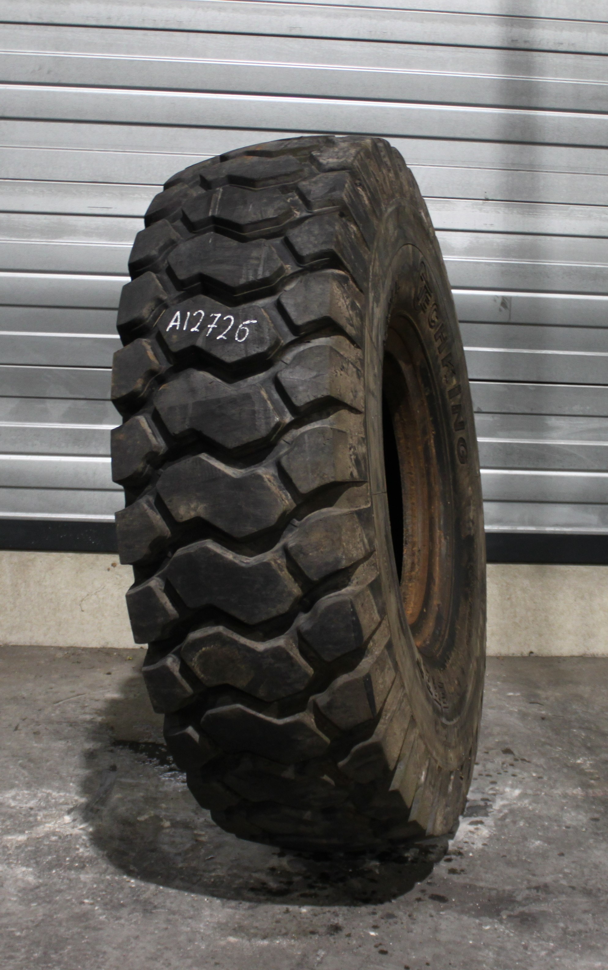 18.00R25 USED TECHKING R1 ETRT 43MM NO REP A12726 | Heuver