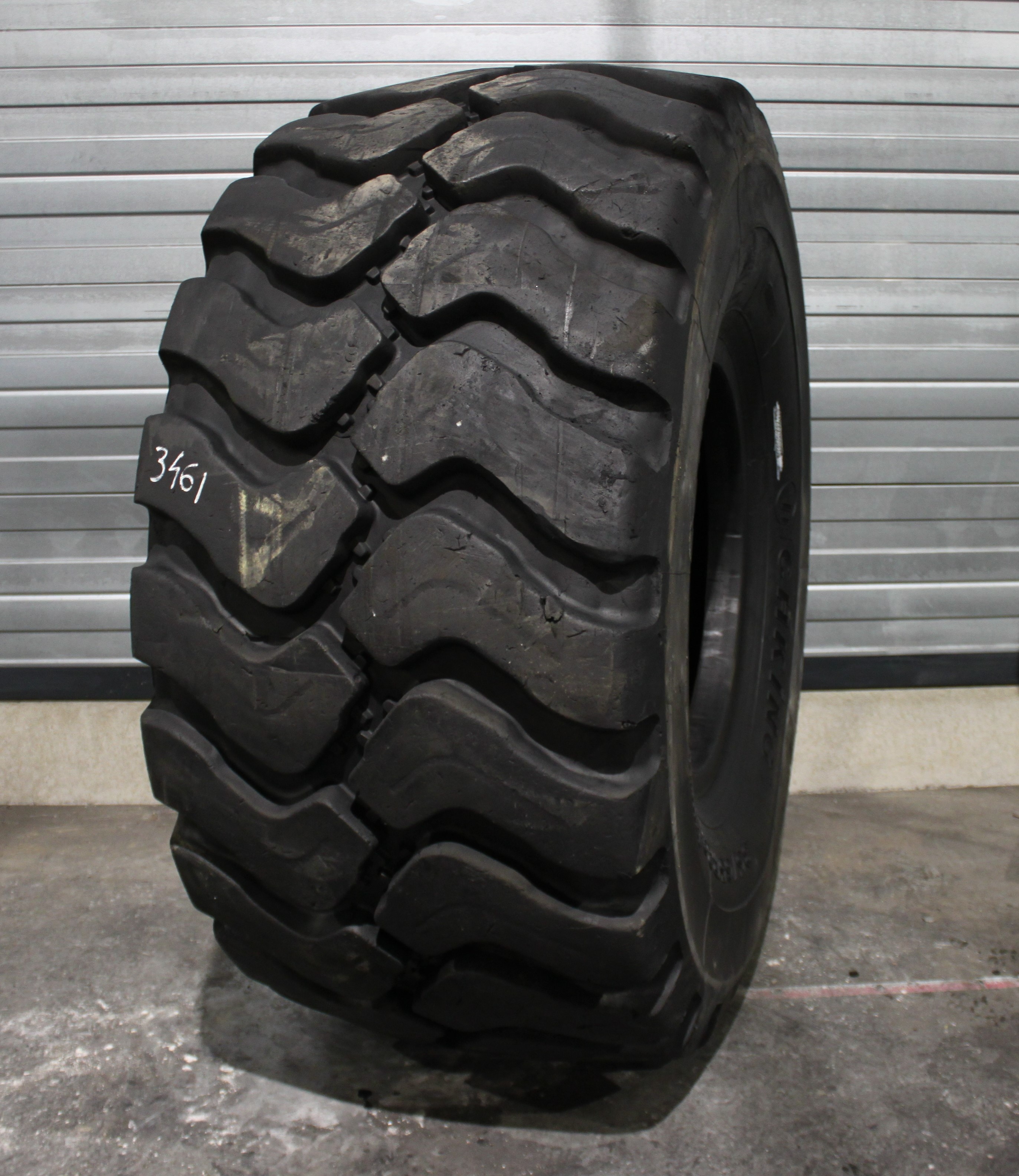 35/65R33 USED TECHKING ETNT L-4 *** TL (C1) 48MM 79% 1 REP 346 | Heuver