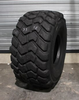 750/65R25 USED MAXFIELD MAD 65 ** E-3 TL 32MM 74% REMOULD + 2 REP + COSM REP 3548 | Heuver