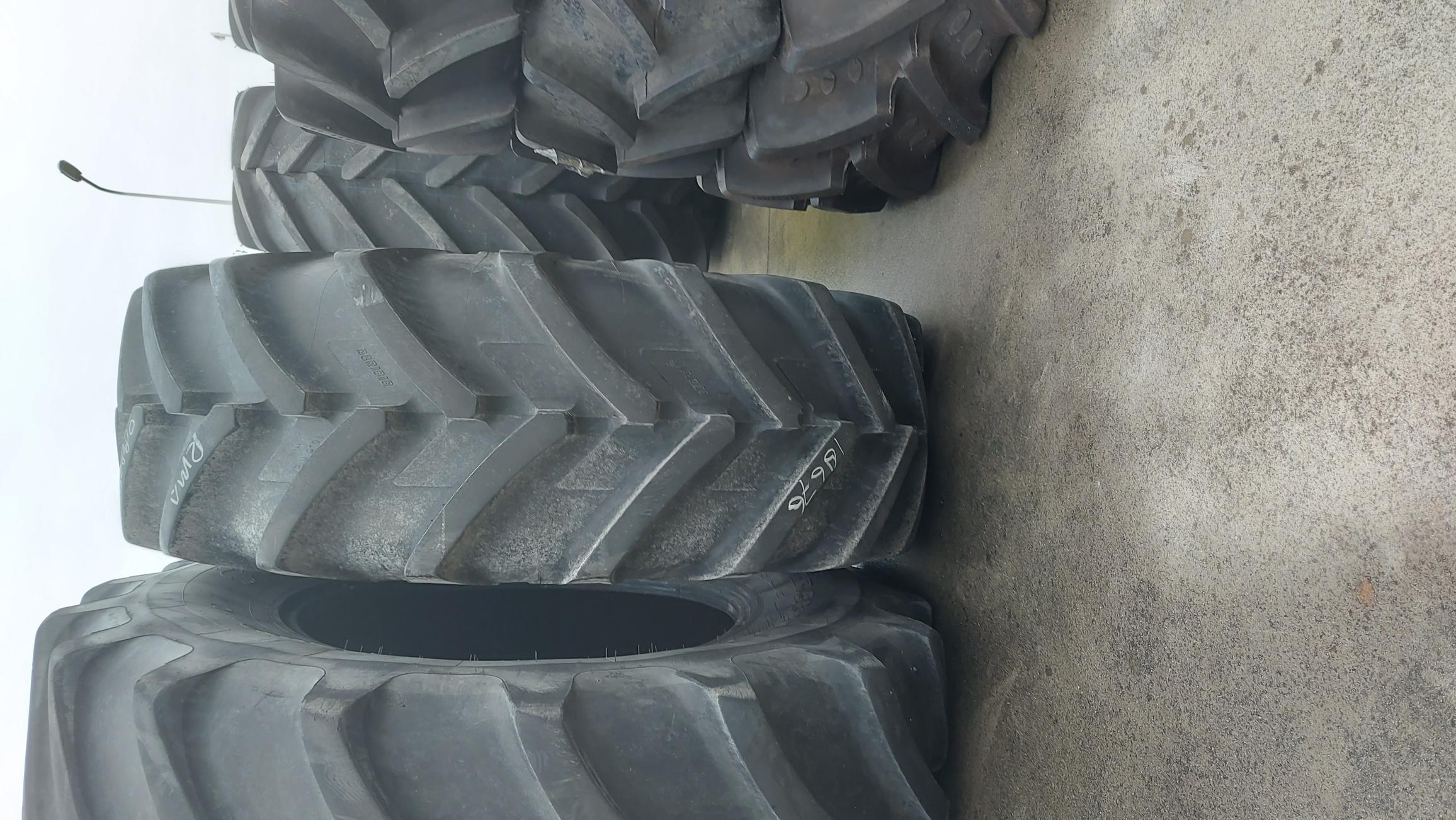 16.9R28 USED MICHELIN AGRIBIB 136A8/133B TL H18676 94% DOT 4415 | Heuver