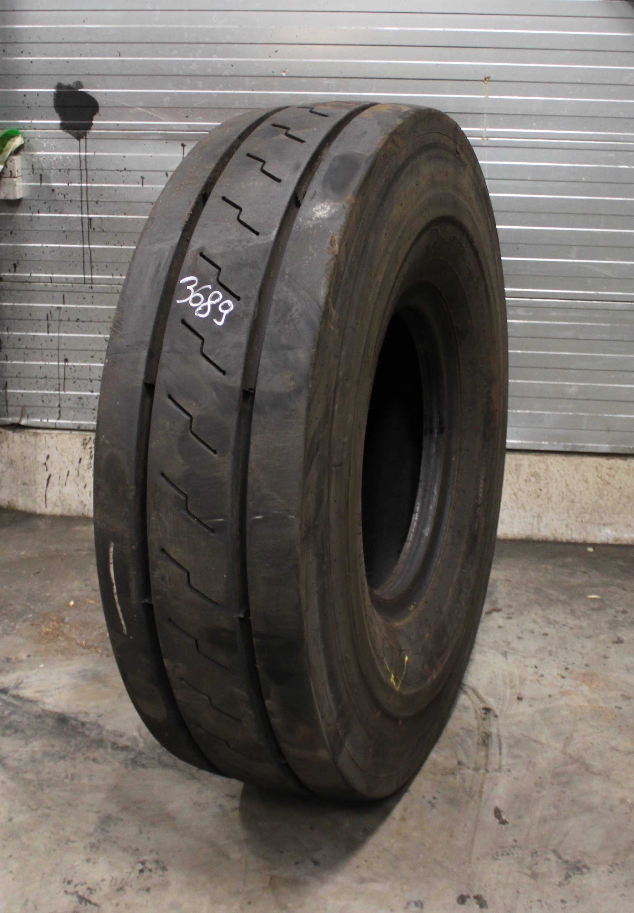 16.00R25 USED BRIDGESTONE VCHR 200A5 ** IND-4 TL 43MM 86% NO REP 3689 ...