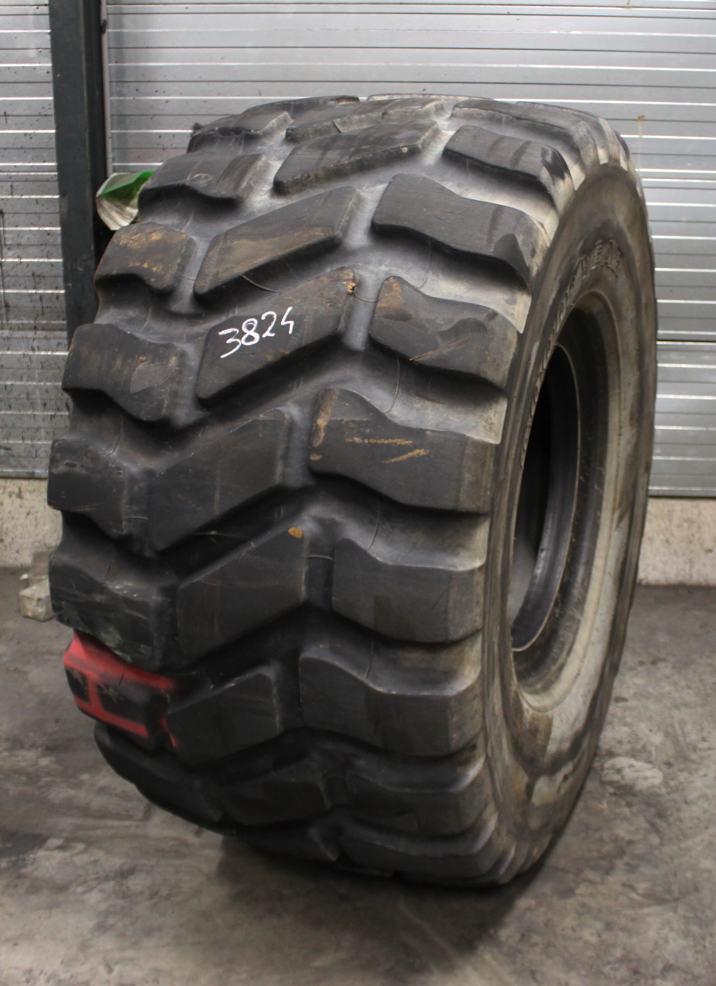 750/65R25 USED GOODYEAR TL-3A+ 202A2 ** E-3/L-3 TL 38MM 83% NO REP 3824 | Heuver