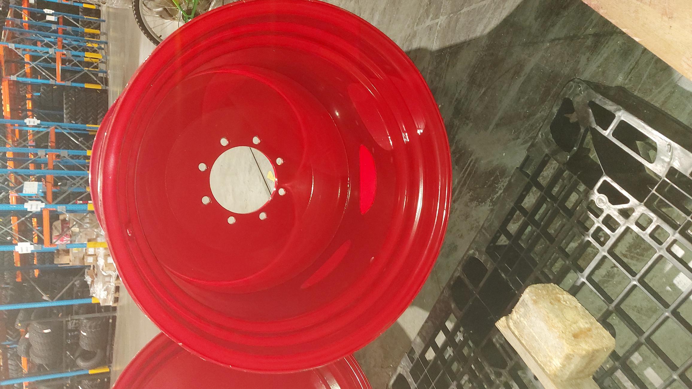 27-32 WHEEL USED FENDT RED 221-275-8 Ø24 ET-175 V8366 VAST 2 KANTEN ...