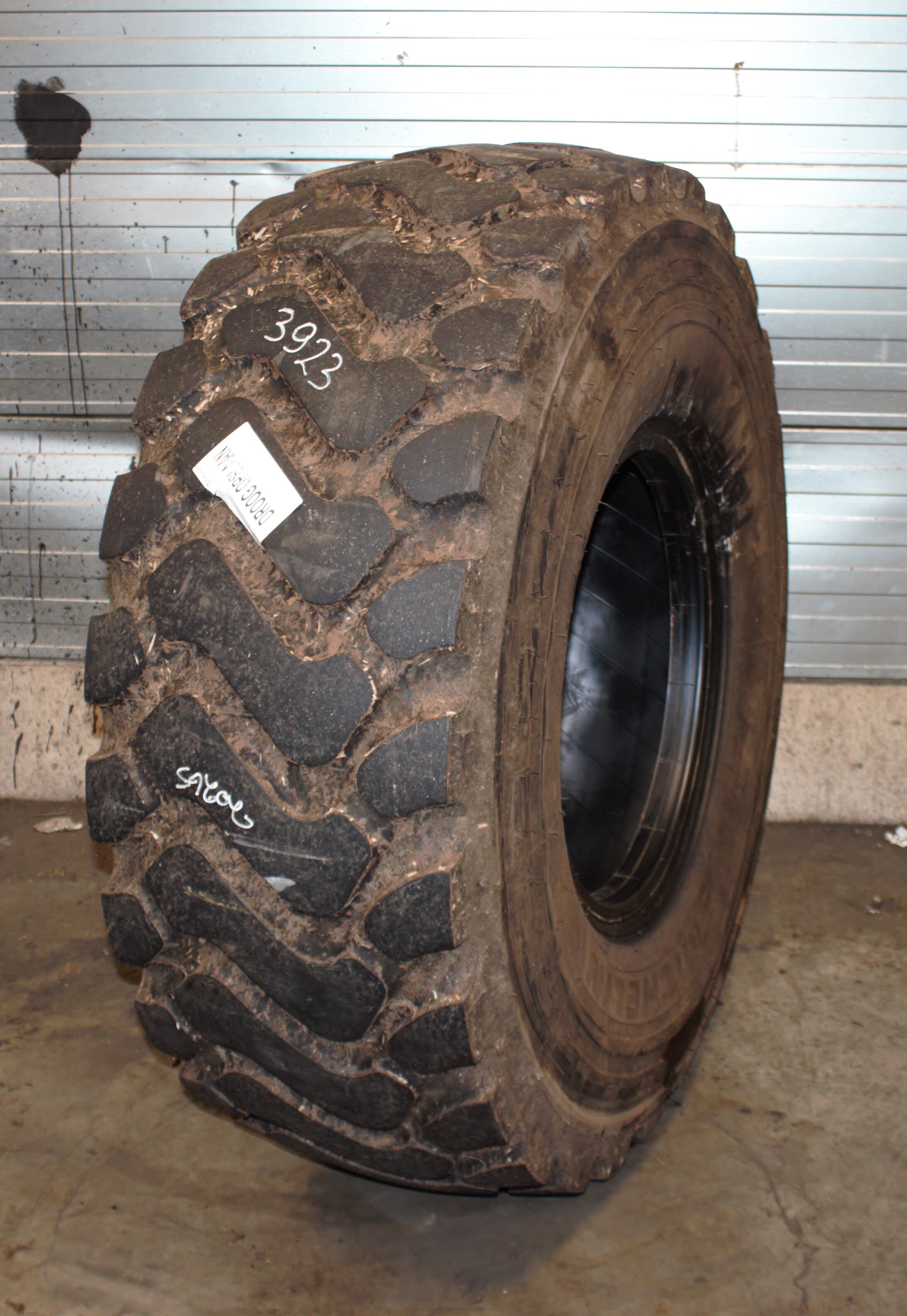 20.5R25 USED MICHELIN XHA2 186A2 * L-3 TL 20MM 60% NO REP 3923 | Heuver