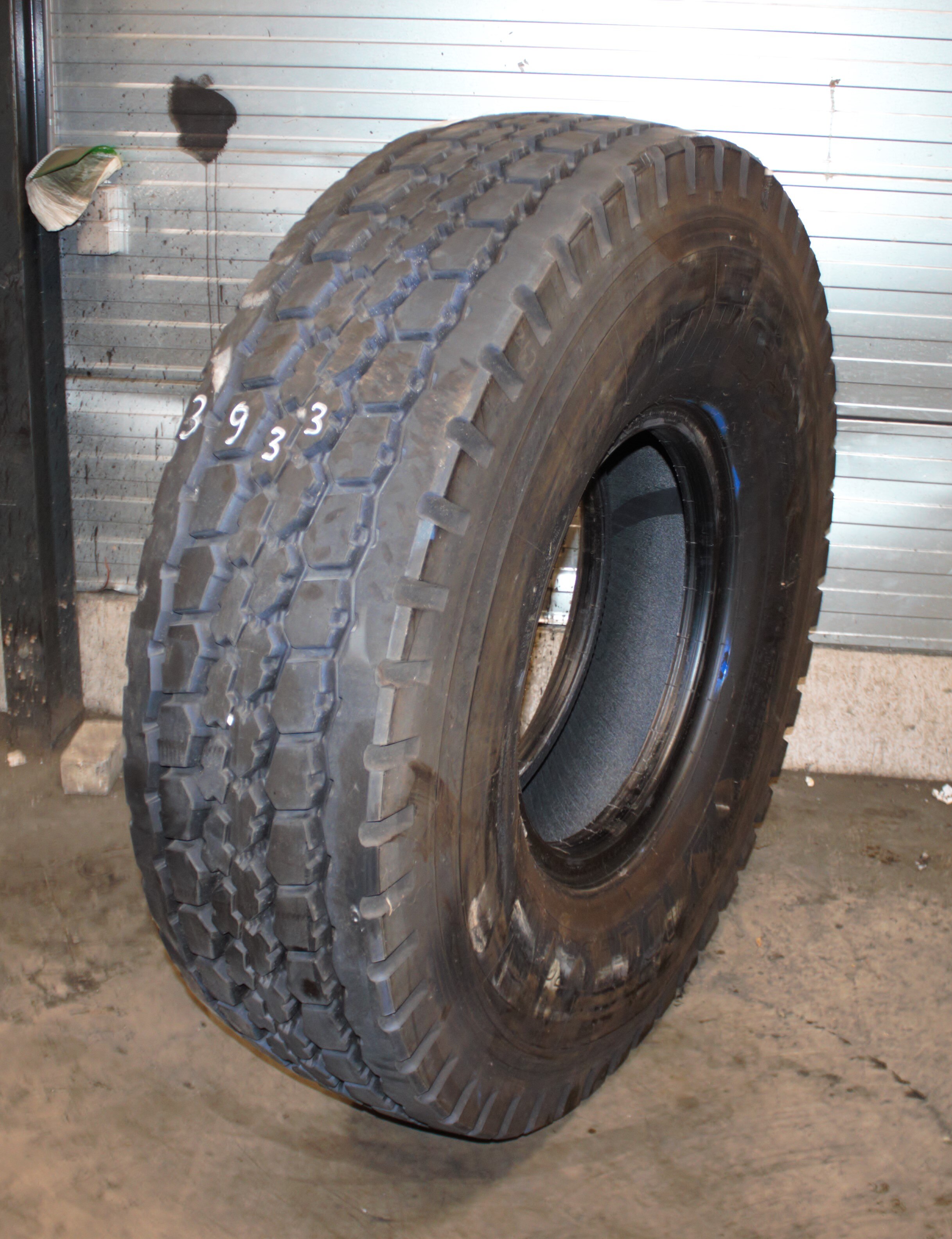 445/95R25 USED BRIDGESTONE VHS2 ** E-2 TL 25MM 98% NO REP 3934 | Heuver