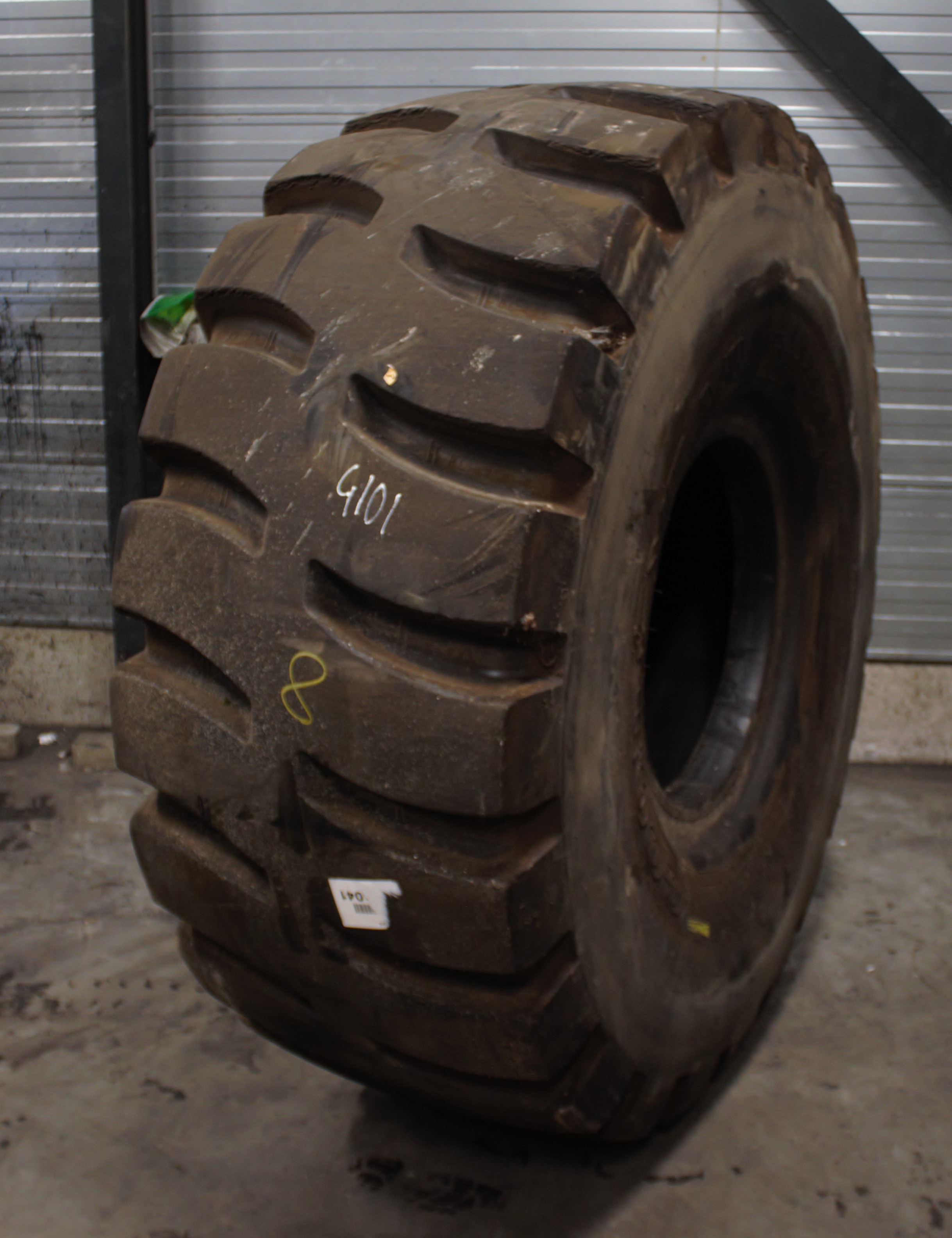 26.5R25 USED GOODYEAR RL-4K ** L-4 TL 47MM 88% NO REP 4101 | Heuver