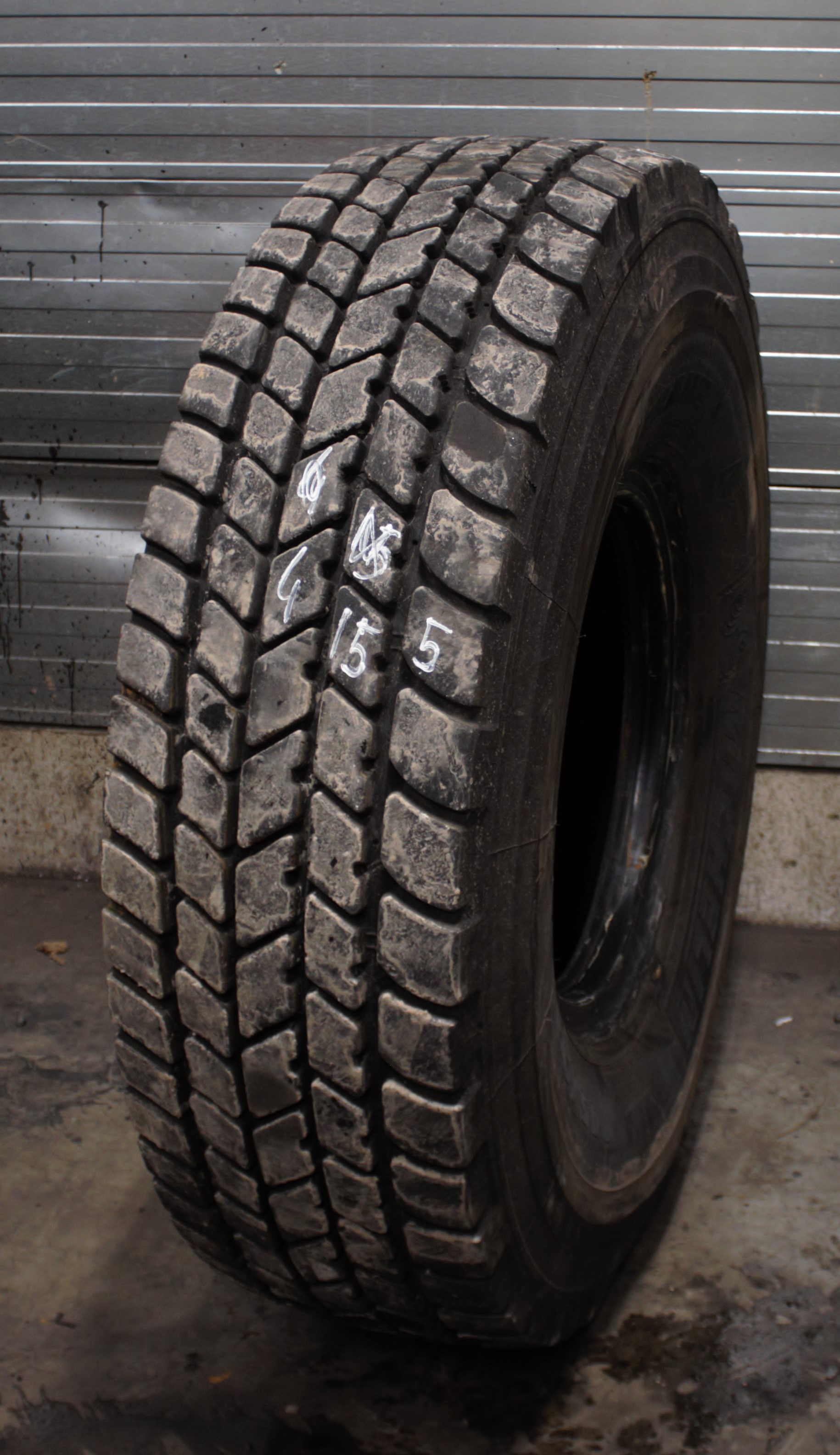 445/95R25 USED MICHELIN X-CRANE+ E-2 TL 19MM 76% NO REP 4155 | Heuver