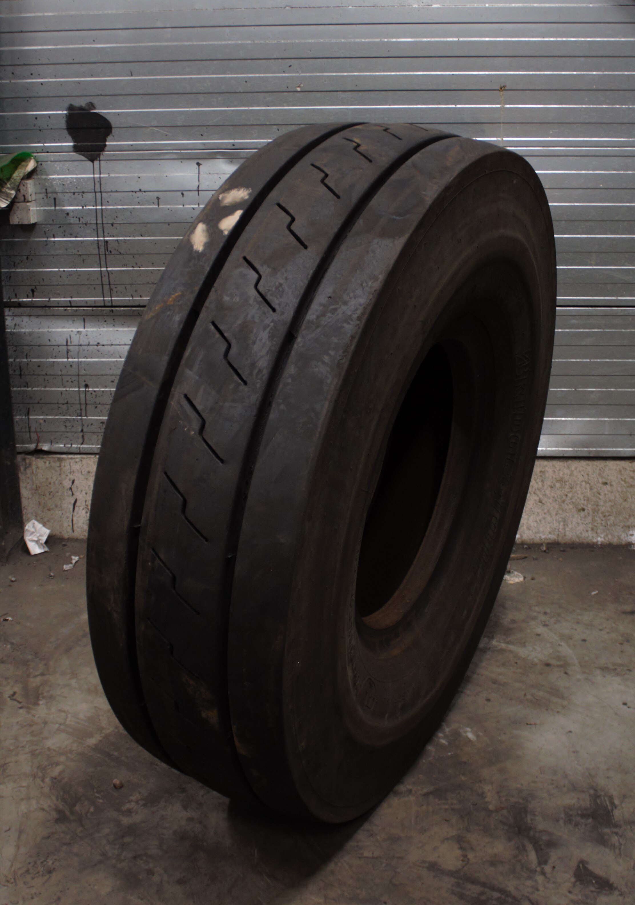 16.00R25 USED BRIDGESTONE VCHR 200A5 ** IND-4 TL 36MM 72% NO REP 4352 ...
