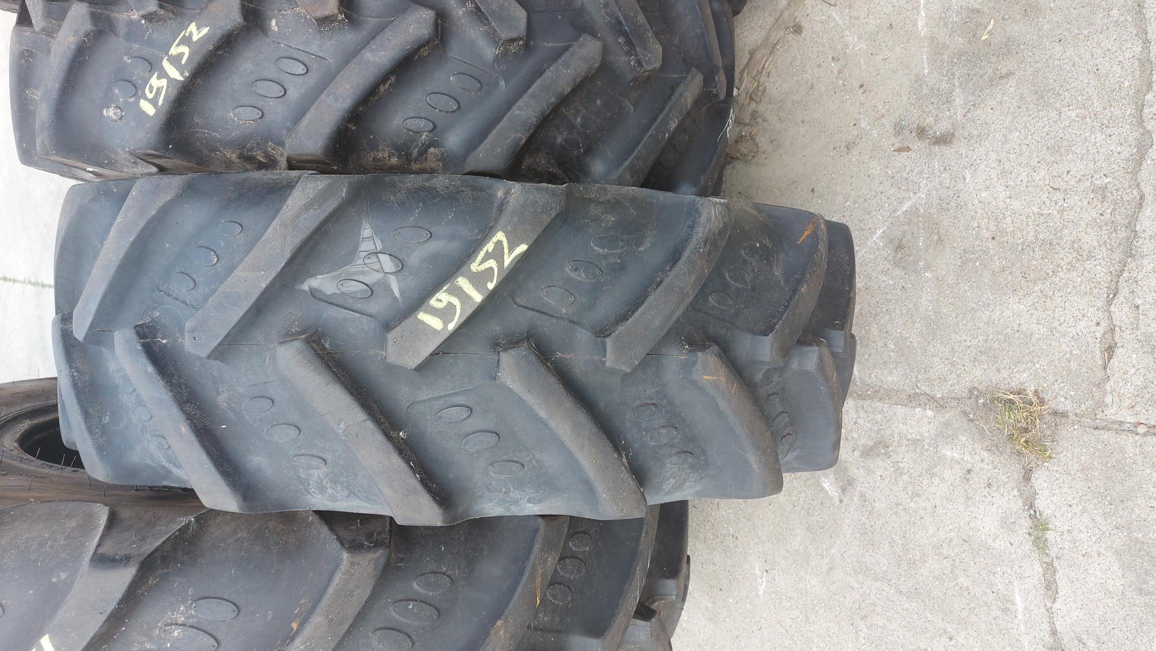 320/85R20 USED BKT AGRIMAX RT-855 119A8/119B TL H19152 70% | Heuver