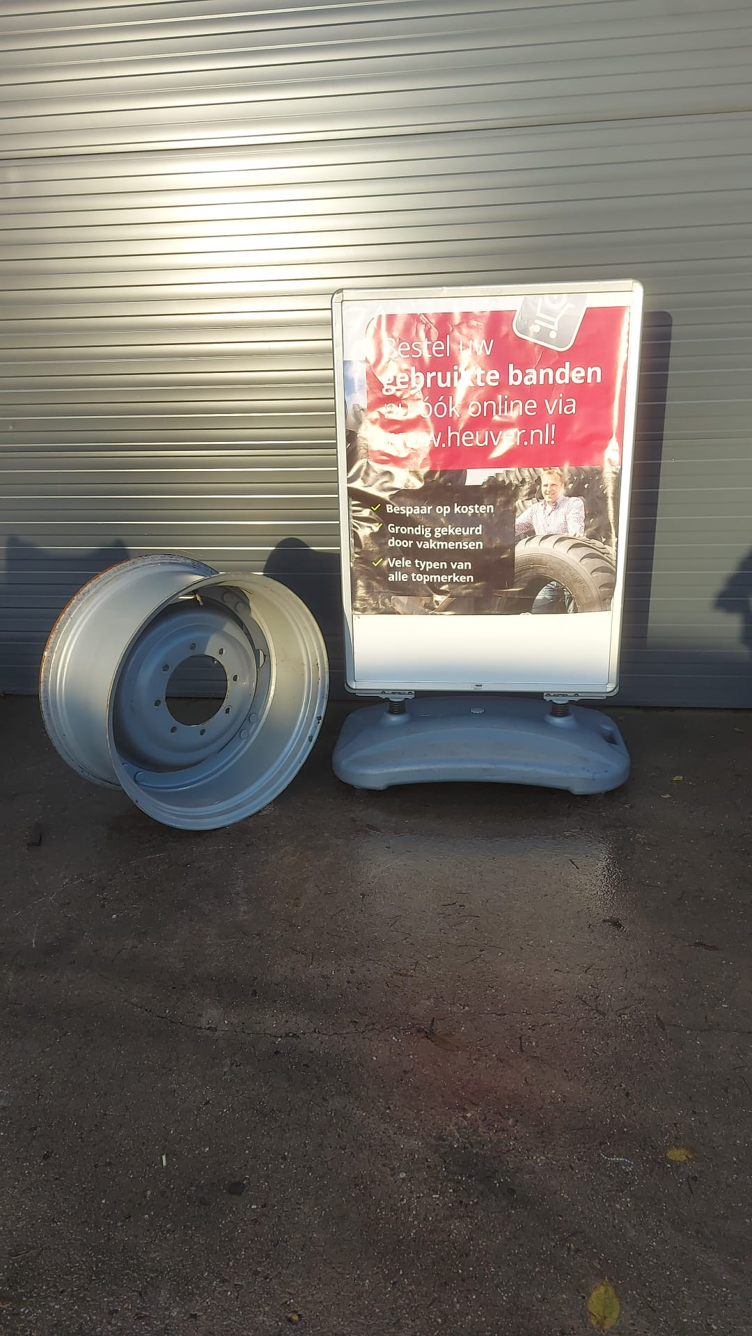 14-28 WIEL USED MF GRAY 221-275-8 Ø21 ET V8792 VERSTELBAAR 4X2 1 KANT ...